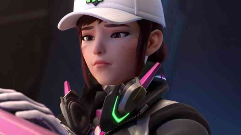 Overwatch's D.Va Is in a Voltron Mech Squad, & Blizzard Glossed Over It