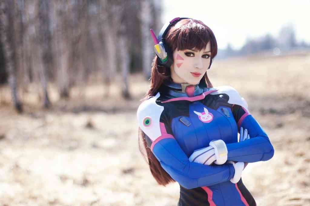 Fall in Love With the Sexy Cosplay of Lady Melamori