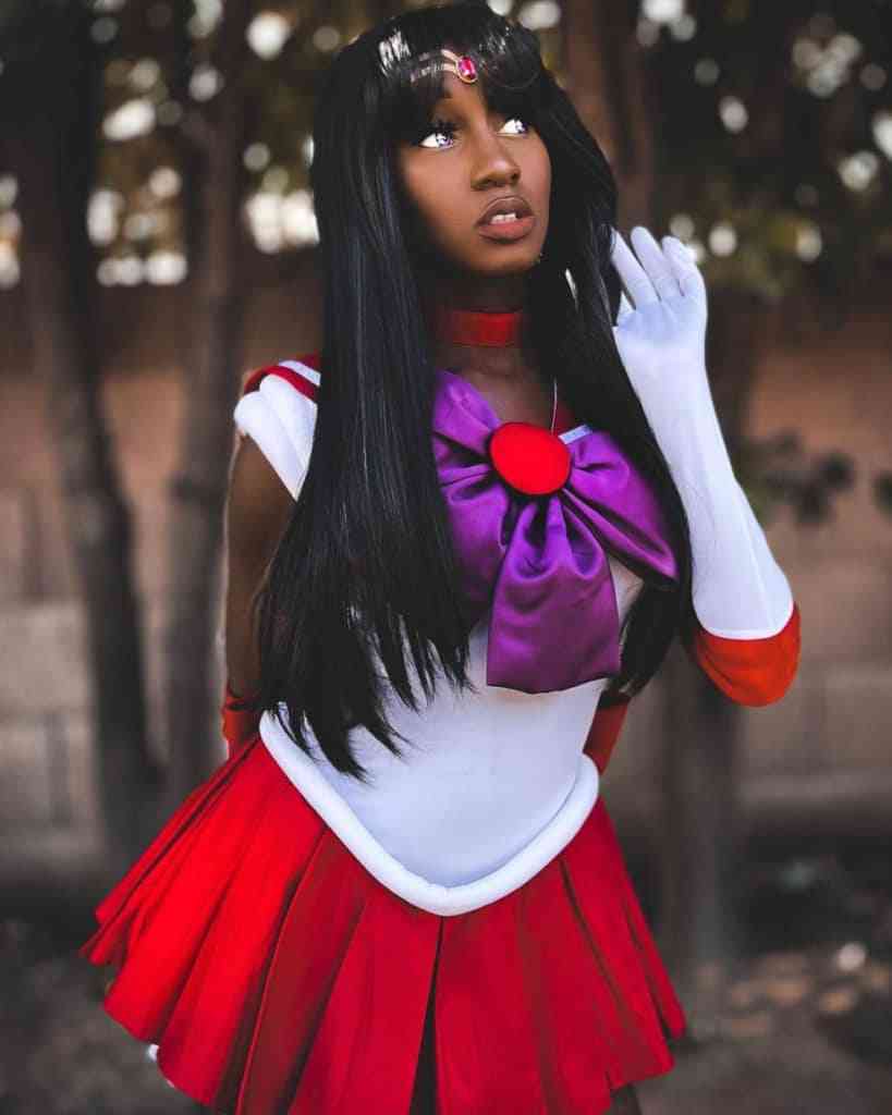 Jahara Jade S Spectacular Cosplay Adds A Shine To These Characters